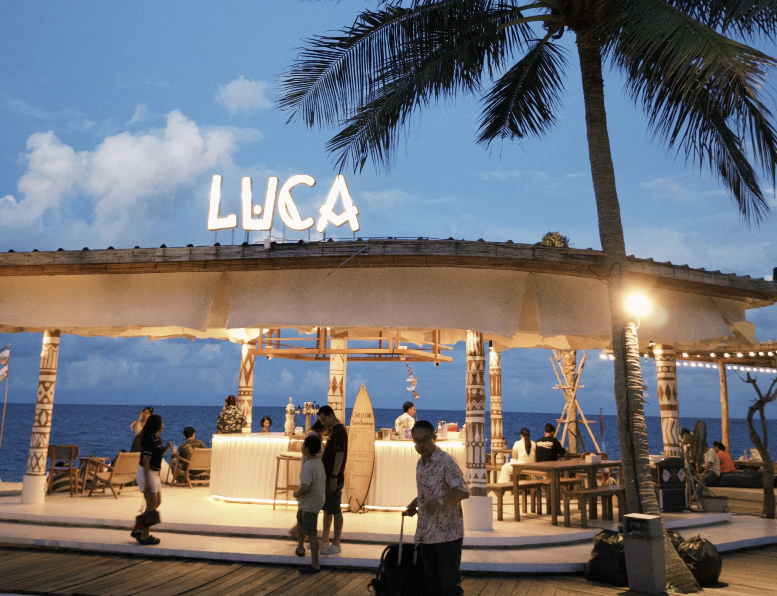 Luca Beach Club Sichon คาเฟ่ริมทะเล บรรยากาศดี สิชล นครศรีธรรมราช ...