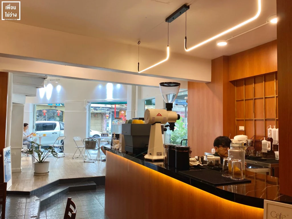 Moto coffee & friends คาเฟ่มินิมอลเปิดใหม่ หาดใหญ่